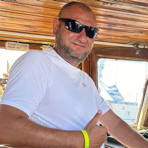 Шукаю підсобника на завтра Ружинов Братислава 🔹 Робота підсобні роботи демонтаж 📍 Місце