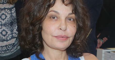 Isabelle Mergault Lors De La 37ème édition Du Salon Du Livre Au Parc Des Expositions à La Porte