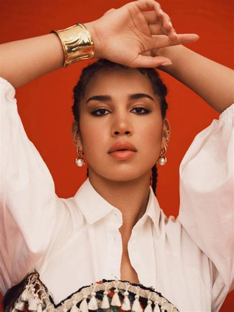 Sofia Wylie On The Cover Of Galore Magazine Bootymotiontv