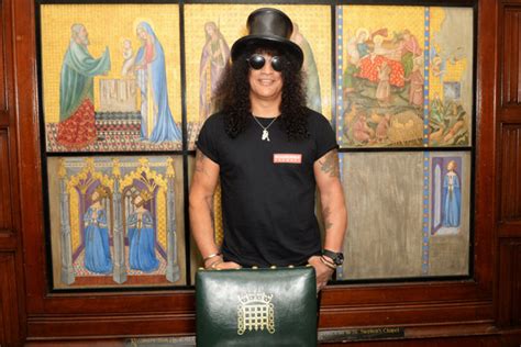 Slash Refuses To Comment On Reports He Will Star In Breaking Bad Sequel