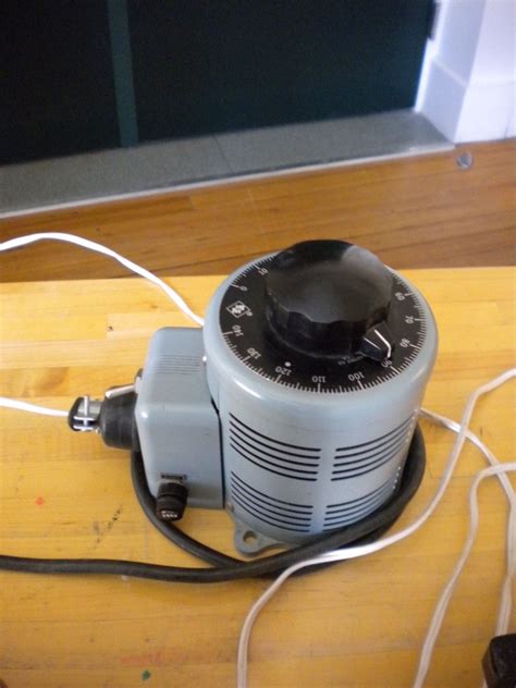 Variac Power Supply Physics