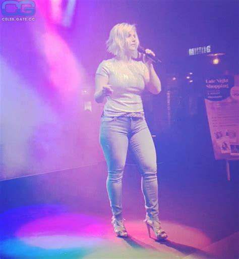 Beatrice Egli Nackt Nacktbilder Playboy Nacktfotos Fakes Oben Ohne