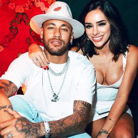 Neymar And Girlfriend