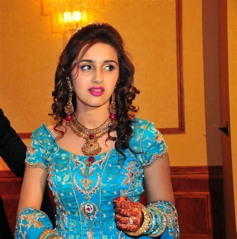 Young Indian Girl Nude Pics On The Spot