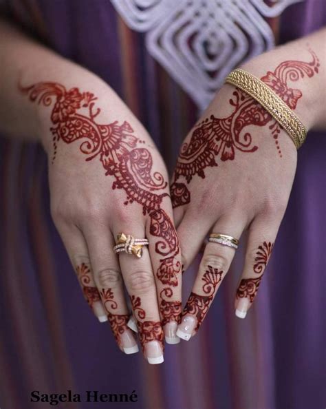Cône Henné Henna Fêtes De Mariages And De Laid Henna Hand Tattoo Hand Henna Hand Tattoos