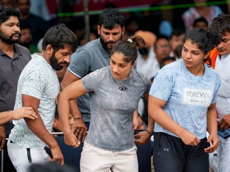 Wrestler Protest Live Updates All Roads Leading To Jantar Mantar Closed