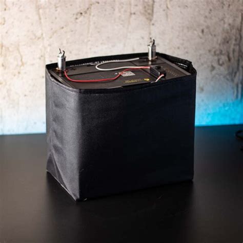 Lion Energy Battery Warmer Bean Trailer