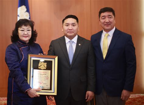 Нийслэлийн эрүүл мэндийн салбарын шилдгүүд тодорлоо