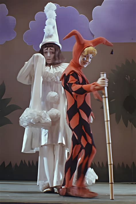Pierrot And Harlequin Design Del Personaggio Commedia Arte