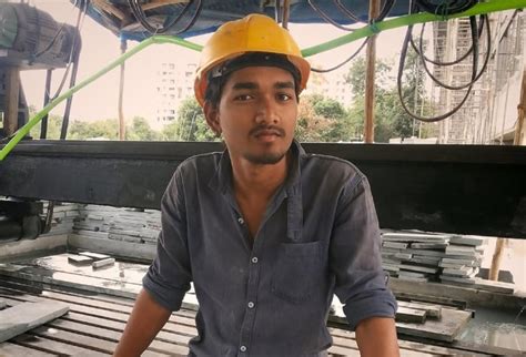 Meet Deepak Mahto Social Media Influencer Who Came To Mumbai To Become Actor Ended Up Working