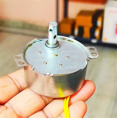 Silver Ac Synchronous Motor At Best Price In New Delhi Pgsa2z