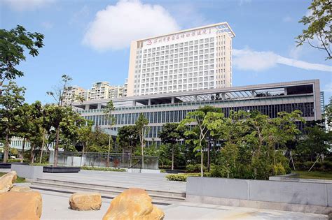 宜昌中心医院高宝安 宝安区医院图片 宜昌市医院高宝安 大山谷图库