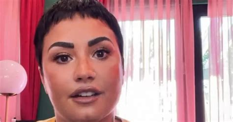 Demi Lovato Shares Empowering Message Detailing Daily Eating Disorder Battle Mirror Online