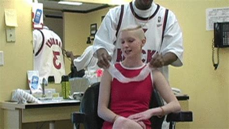 Kats Crown Haircut In Barbershop Haircuttingfuns Hair Videos