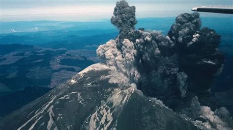 Pyroclastic Flow Definition Examples Types Geology In