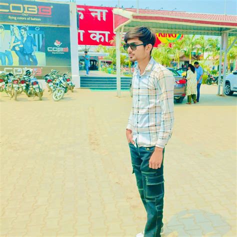 Nitesh Saini😎👍 Itznitesh07 • Instagram Photos And Videos