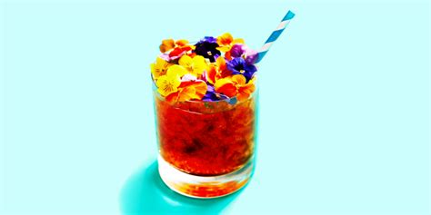 Pretty Cocktails And Drinks You Can Make At Home Summer Cocktails