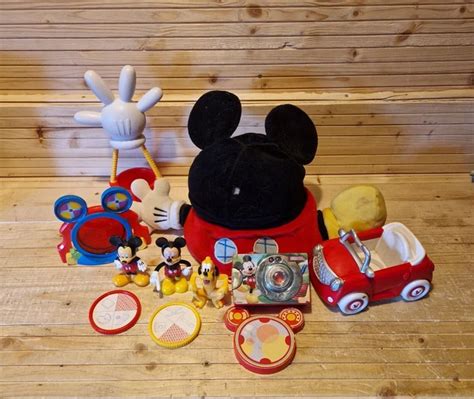 Disney Store Mickey Mouse Clubhouse Playset And Figures Toy £3999