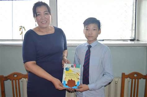 Хөгжлийн шүтэлцээ ТББ аас улсын хэмжээнд зохион байгуулсан ХҮҮХДИЙН ТӨЛӨӨ ХҮҮХЭД БИЧИЖ БАЙНА