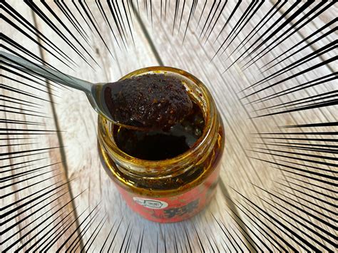 味覇の仲間「辣覇（ラーパァー）」はバチバチの激辛🔥 これひとつで味が決まりまくる説を検証してみた【火曜は辛いものを食べてスッキリする日