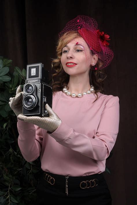 30000 Free 50 Year Old Woman And 50s Photos Pixabay