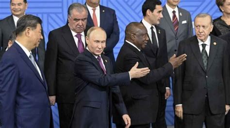 Навіщо Путін зібрав саміт БРІКС російський опозиціонер озвучив несподівану версію