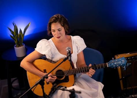 Lola Kirke At The Tennessean For Usa Today Acoustic Concert Series