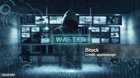 인터넷 범죄 개념입니다 해커는 어두운 디지털 배경에 코드 작업 개념에 대한 스톡 사진 및 기타 이미지 개념 개념과 주제 그래프 Istock