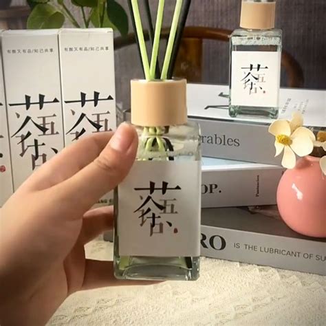 น้ำหอมในบ้าน Aroma Diffuser น้ำมันหอมระเหย 100มล กลิ่นชาสด น้ำหอมปรับห้อง ก้านหอม อากาศบริสุทธิ์