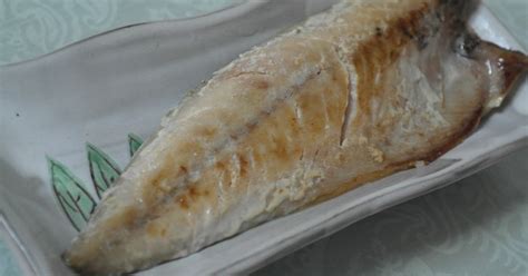 냄새 없이 생선 굽는 법