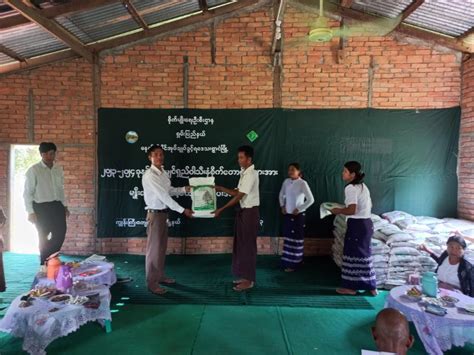 ၂၀၂၃ ၂၀၂၄ ခုနှစ် ချည်မျှင်ရှည်ဝါ သီးနှံစိုက်တောင်သူများအား မျိုးစေ့များ အခမဲ့ထောက်ပံ့ပေးအပ်ခြင်း