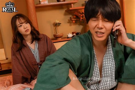 [royd 170] 朝起きたら部屋に浴衣がはだけた後輩女子社員！いつも生意気で悪態ばかりついてくるのに、甘えてきたので… 二葉エマ