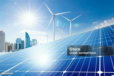 도시 에너지 허브 태양 전지판과 풍력 터빈을 통합하고 청정 에너지와 재생 에너지를 활용하여 친환경적이고 지속 가능한 도시 경관을 지원하는 초고층 빌딩입니다 태양전지판에 대한