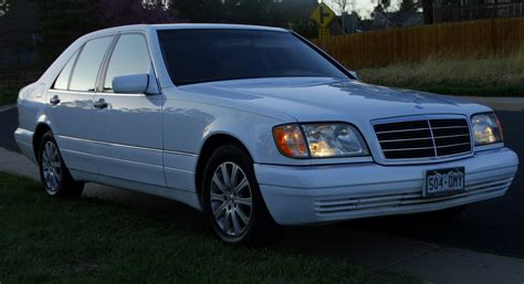 무료 이미지 메르세데스 벤츠 W140 S320 고급 차량 자동차 디자인 후드 대형 자동차 의자 가마 가장자리 자동차 외장 범퍼 자동차 타이어 자동차