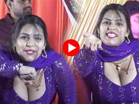 Haryanvi Dance Show बहु रंगीली गाने पर डोली शर्मा ने लचकाई कमर डांस