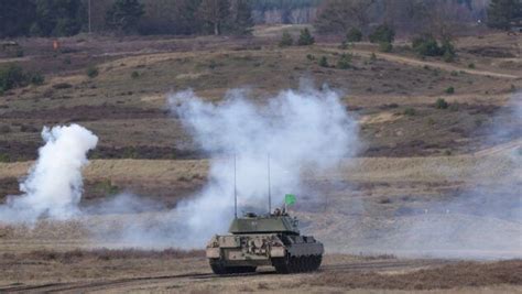 Помощь от Германии с Данией Украине передали еще 8 Leopard 1a5