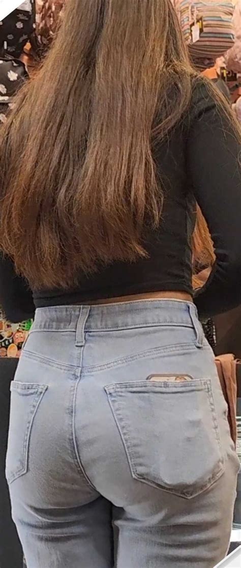 Very Tight Jeans Blonde Bending Over Sexy Candid Girls