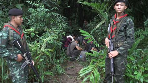 ထိုင်း မလေးရှားနယ်စပ် တောထဲတွင် မြန်မာနိုင်ငံသား ၁၃ ဦးကို ထိုင်းနယ်စပ်လုံခြုံရေးတပ်မှ ဖမ်းဆီး