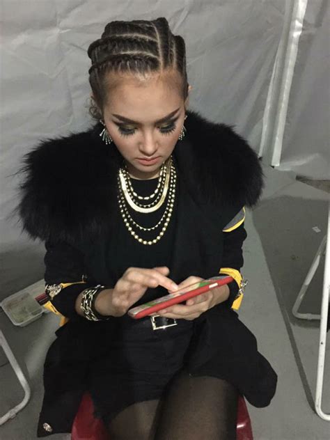 ហេតុតែសុគន្ធ និសា ស្អាត ទោះធ្វើម៉ូតសក់បែបណា ក៏នៅតែលេចធ្លោ Khmerload