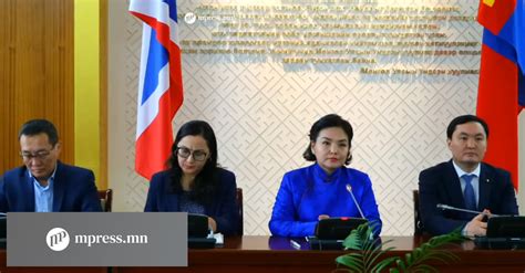 Ардчилсан намын дэд дарга Ч Өнөрбаяр Цэргийн алба хаана гэдэг сургалтын үйл ажиллагаа байдаг