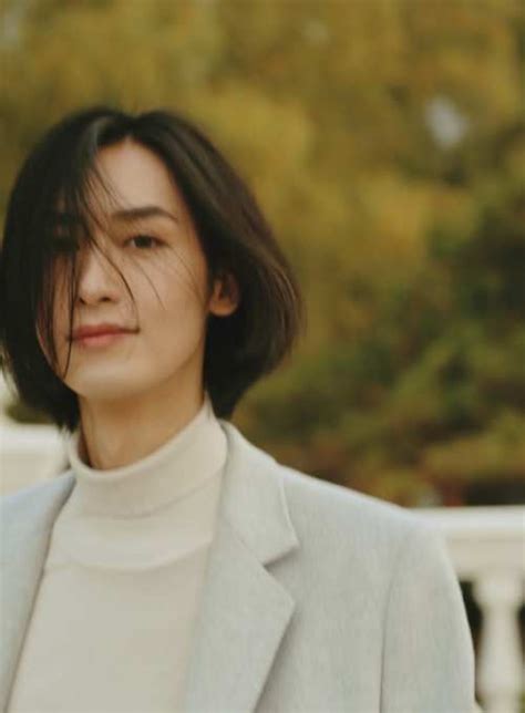 Xiao Lings Instagram Twitter And Facebook On Idcrawl