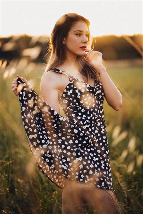 Woman In Sundress Photos Download The Best Free Woman In Sundress