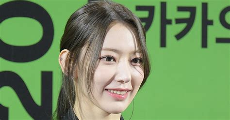 르세라핌 사쿠라 오늘20일 코로나19 격리 해제내일부터 다시 달려 조선비즈