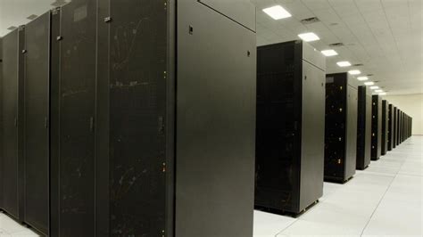 Ibms Roadrunner Supercomputer Broke The 1 Petaflop Barrier During The