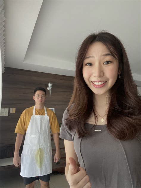 Squashy On Twitter Filmed With My Sister For The First Time New Video Tonight Also Happy