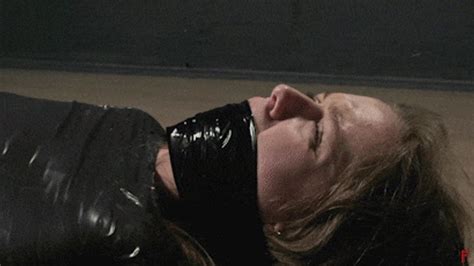 Leya Extremely Tight Pvc Mummification Hd 720p Mp4 Rf Studio