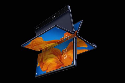 Huawei Unveils Flagship Foldable Smartphone