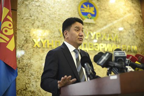 Vip76 Mn Аж үйлдвэржилтийн үндэсний хороо үйлдвэрлэгч улс болох шилжилтийг эхлүүлэхийн төлөө