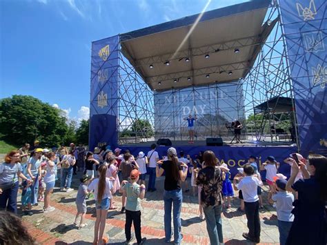 На Співочому полі у столиці відзначили День захисту дітей Вечірній Київ