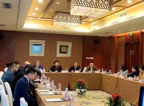公司召开2022年度销售工作会 川大华西药业